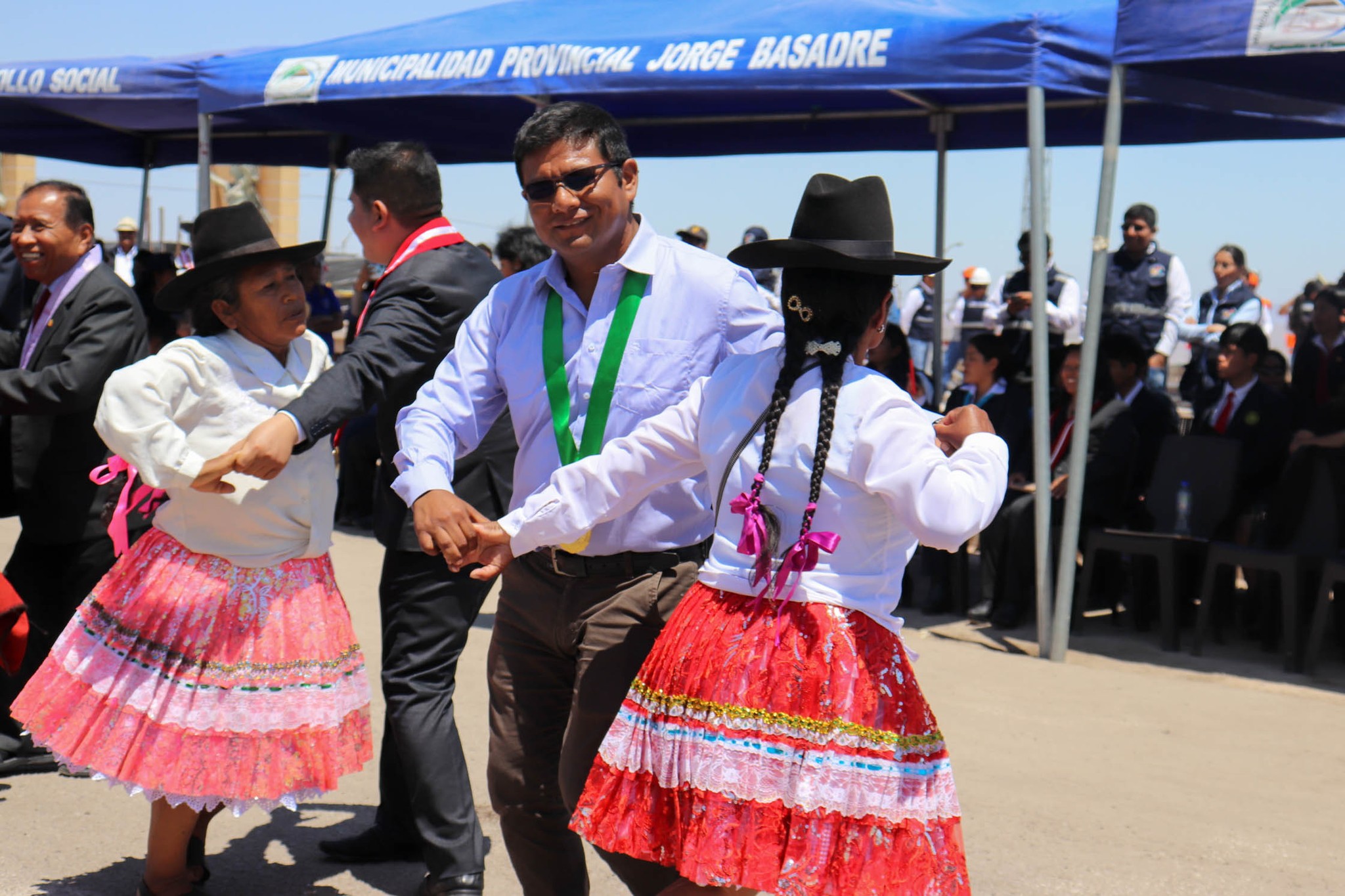 Feliz 10° Aniversario Centro Poblado Pampa Sitana | Municipalidad ...